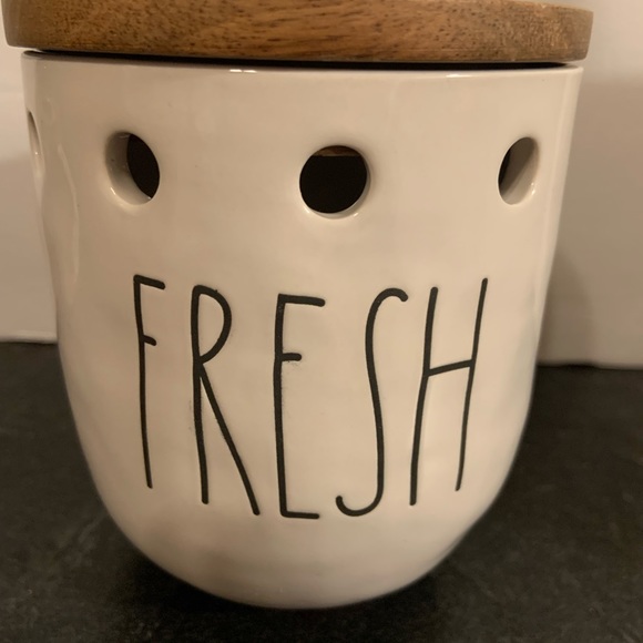 Rae Dunn | Kitchen | Rae Dunn Fresh Container | Poshmark